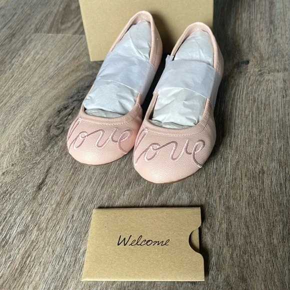 Ellen Degeneres | Shoes | Ed Ellen Degeneres Langlee Pink Ballet Flats ...